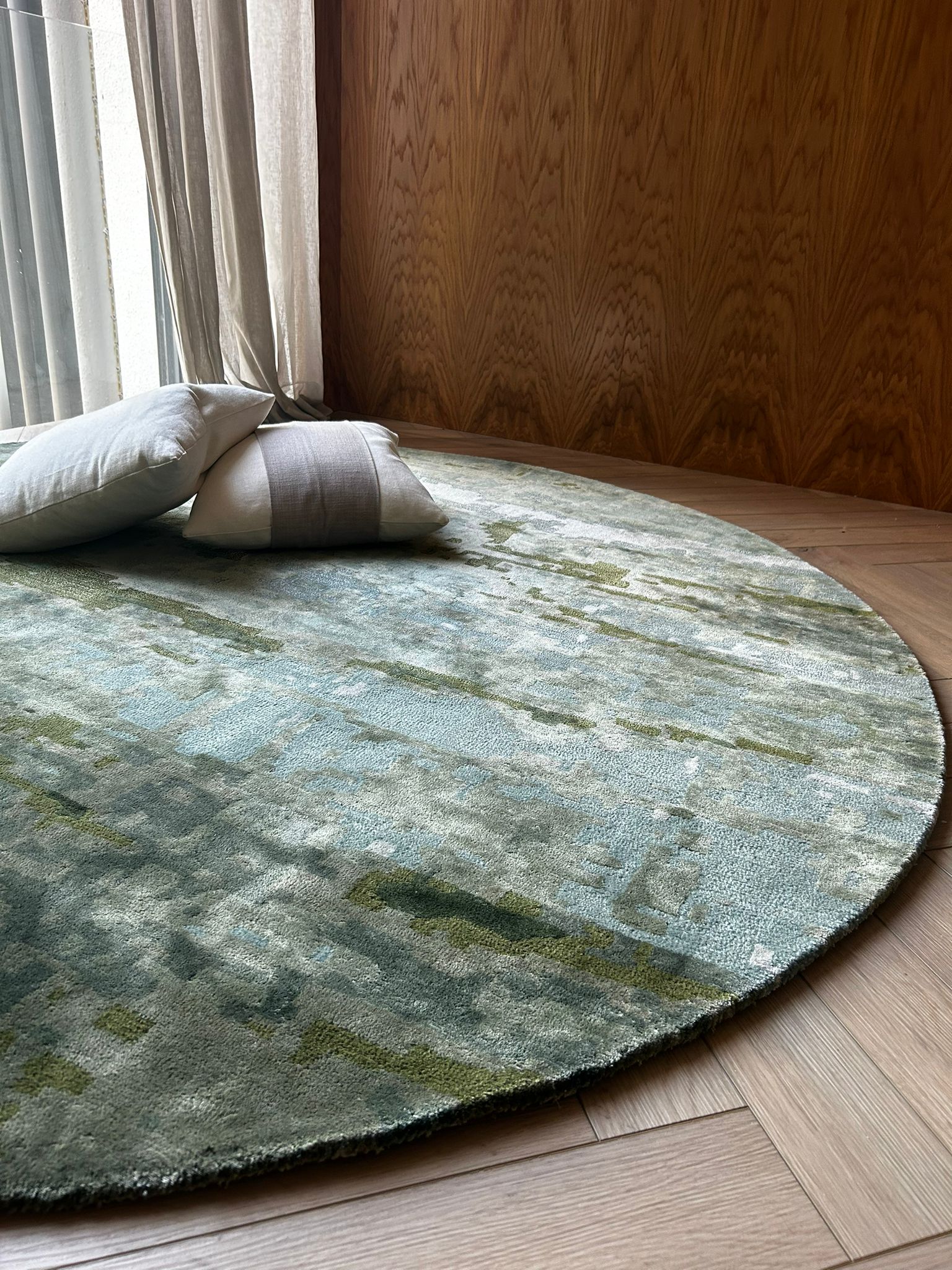 Luxurious Rugs Collection – Luxe Rugs Aratamete